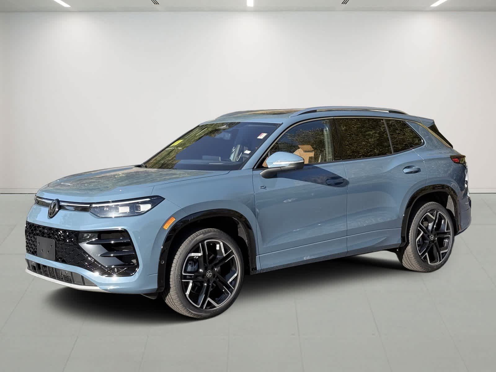 New 2026 Volkswagen® Tiguan Highline Turbo R-Line at Colonial ...