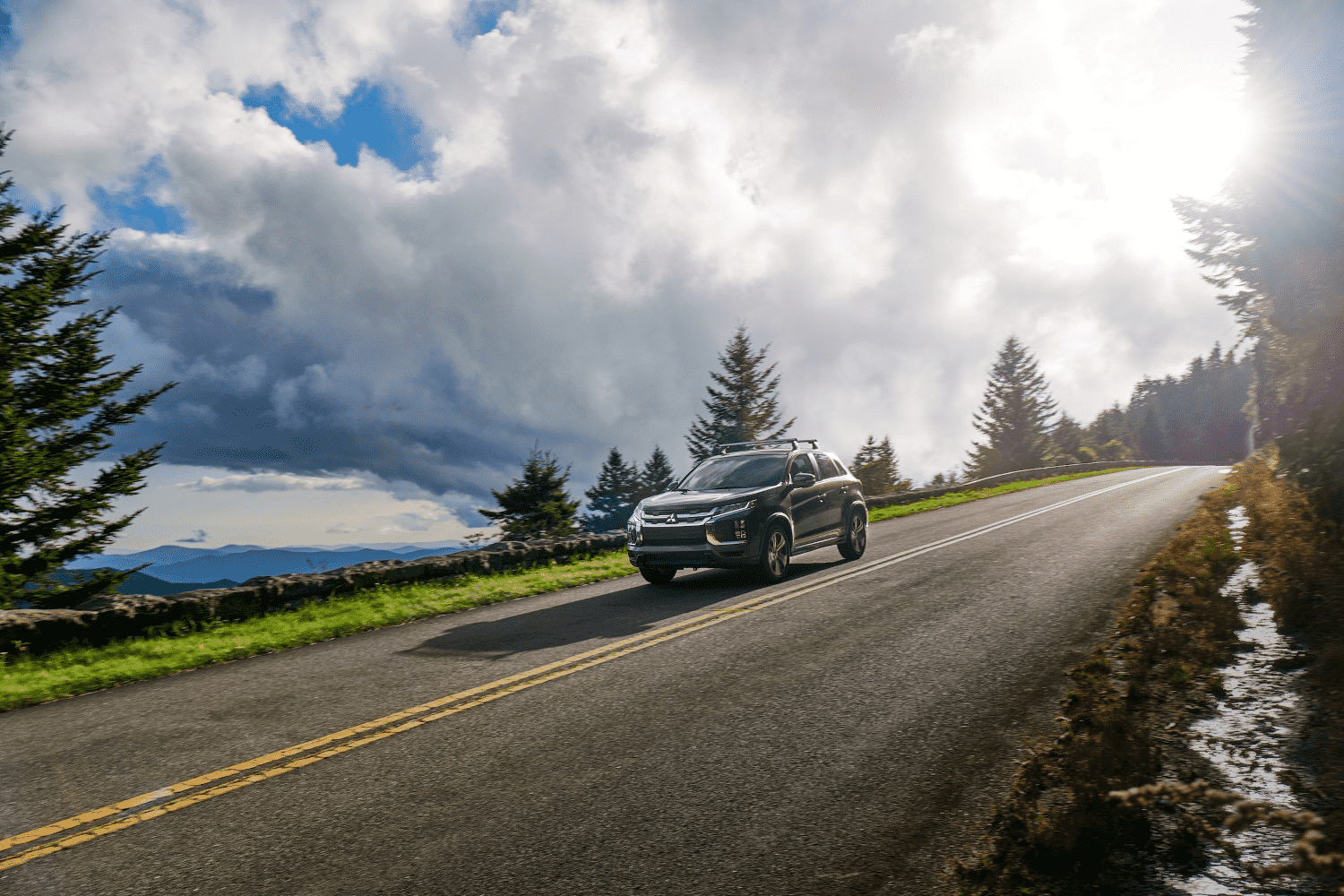 2025 Outlander vs Subaru Forester: Best SUV for Wisconsin?